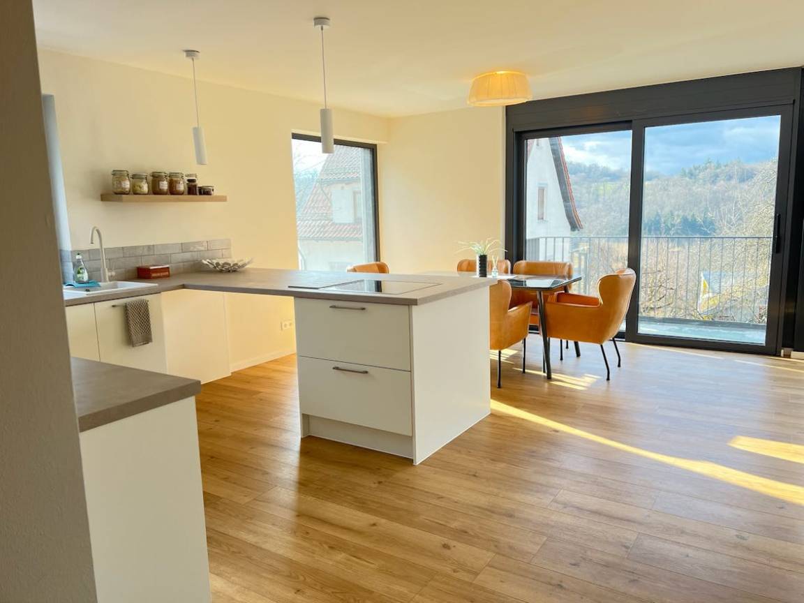 82 M² Apartment ∙ 2 Bedrooms ∙ 6 Guests - Reutlingen