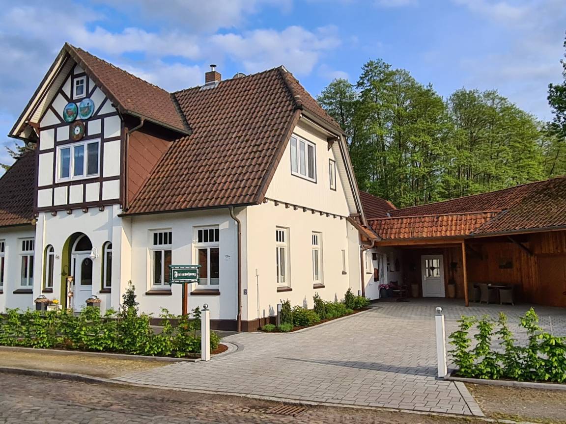 78 M² Ferienwohnung ∙ 2 Schlafzimmer ∙ 4 Gäste - Walsrode