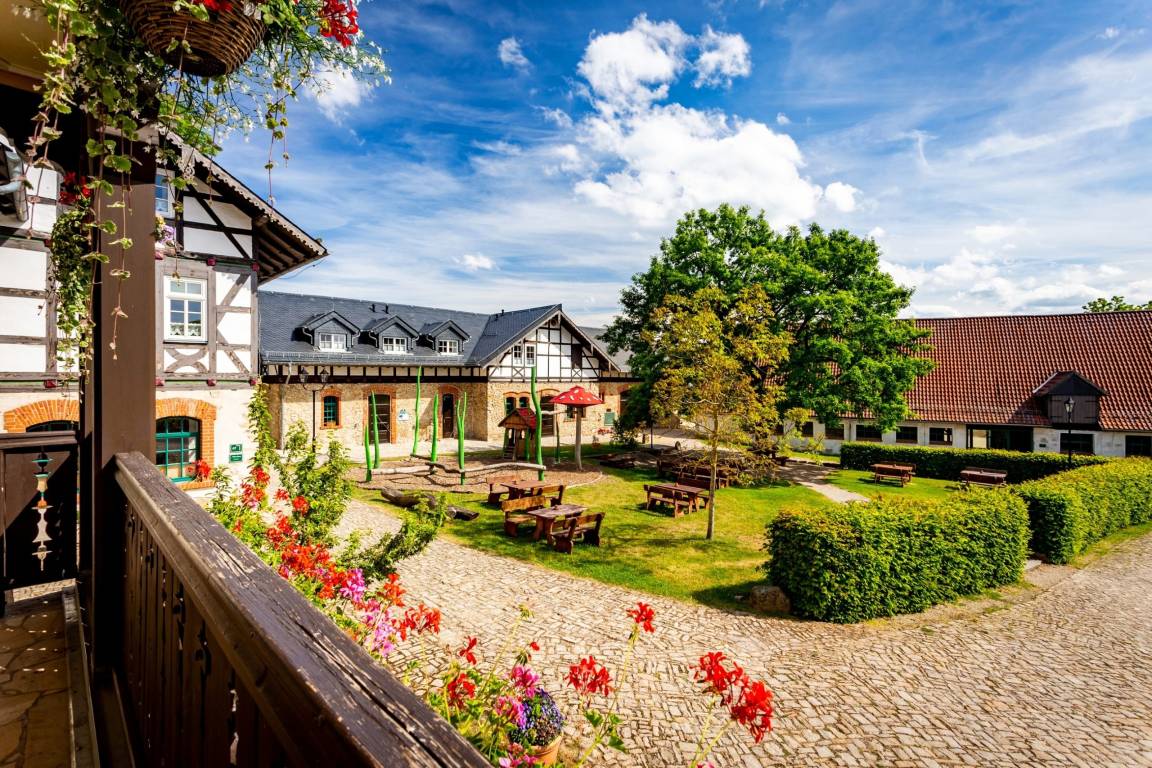 72 M² Ferienwohnung ∙ 2 Schlafzimmer ∙ 5 Gäste - Rudolstadt