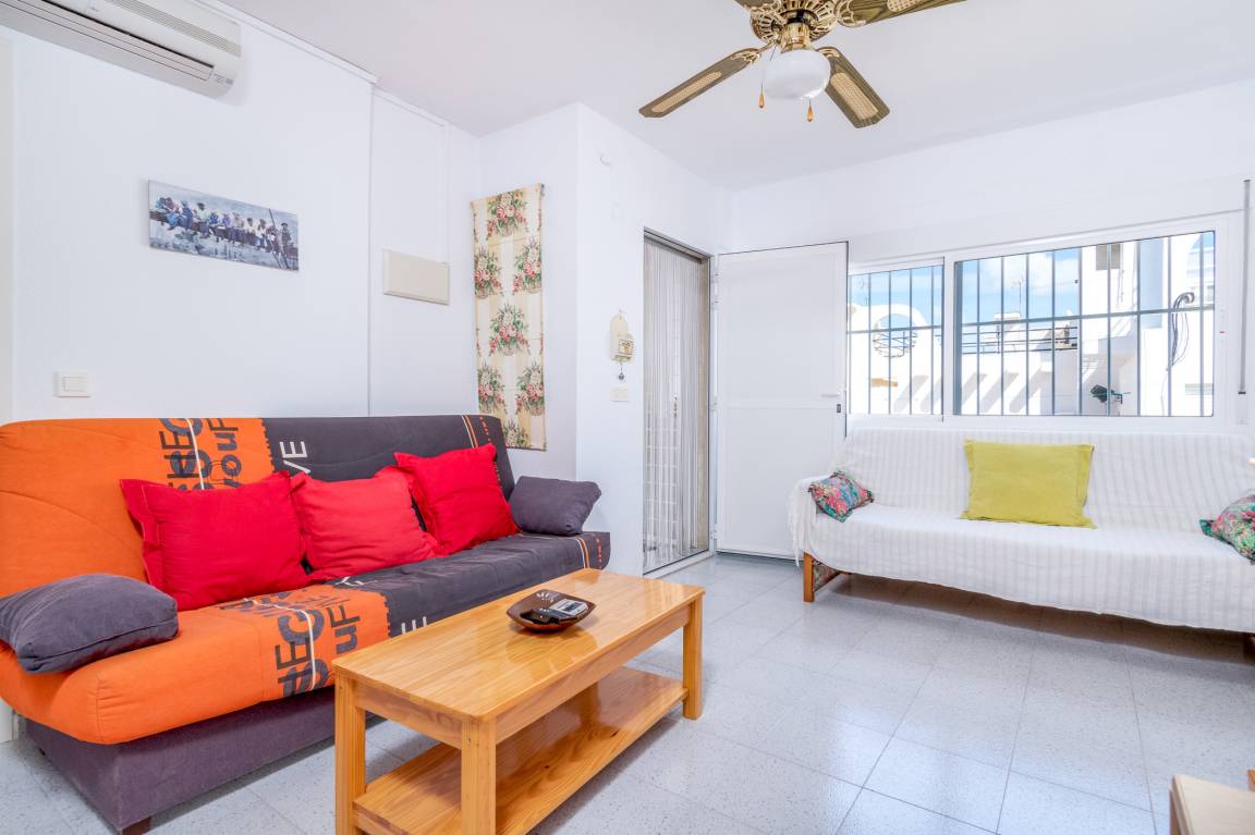 43 M² Apartamento ∙ 1 Habitación ∙ 4 Huéspedes - Torrevieja