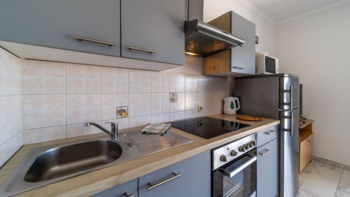 60 M² Ferienwohnung ∙ 2 Schlafzimmer ∙ 4 Gäste - Lopar