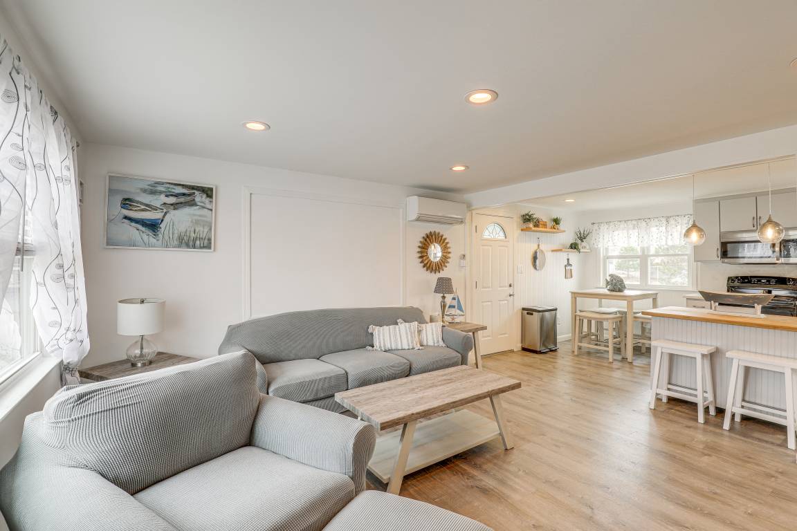 102 M² House ∙ 3 Bedrooms ∙ 8 Guests - Newburyport, MA