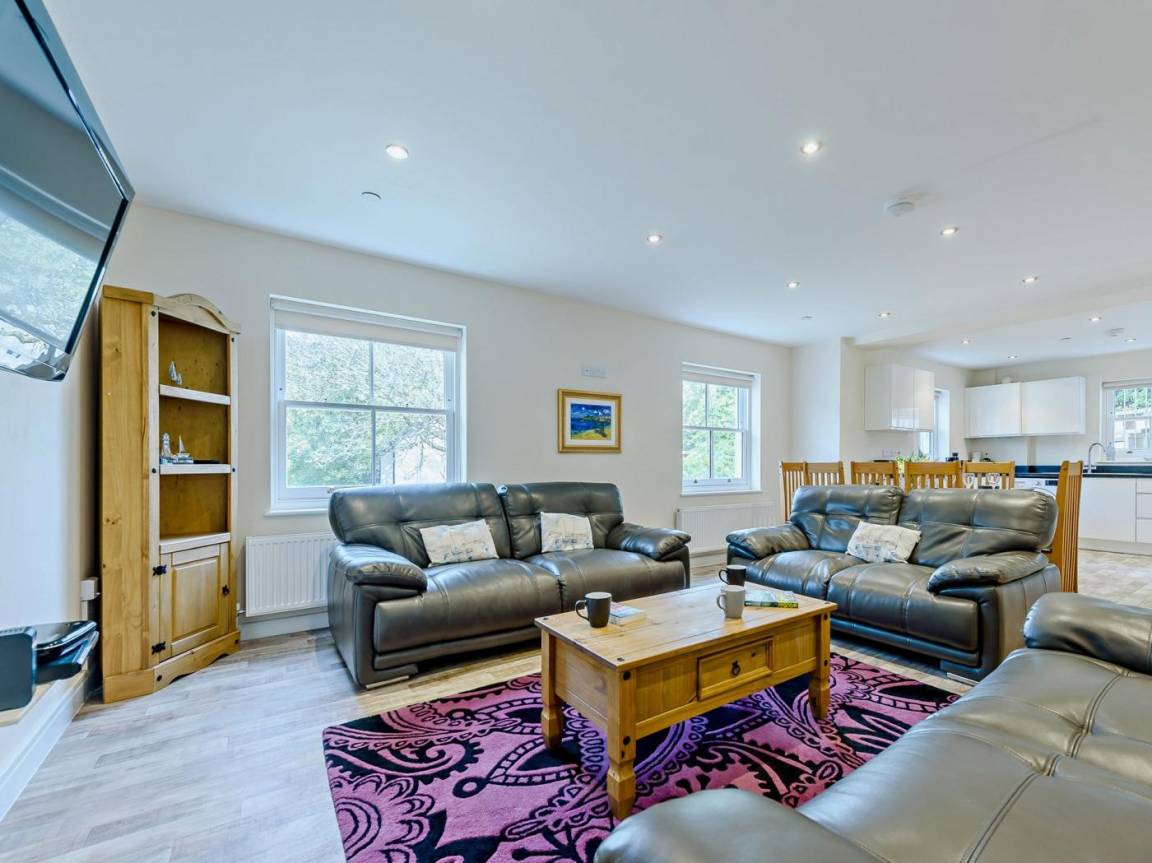 Cottage ∙ 4 Bedrooms ∙ 8 Guests - Tenby