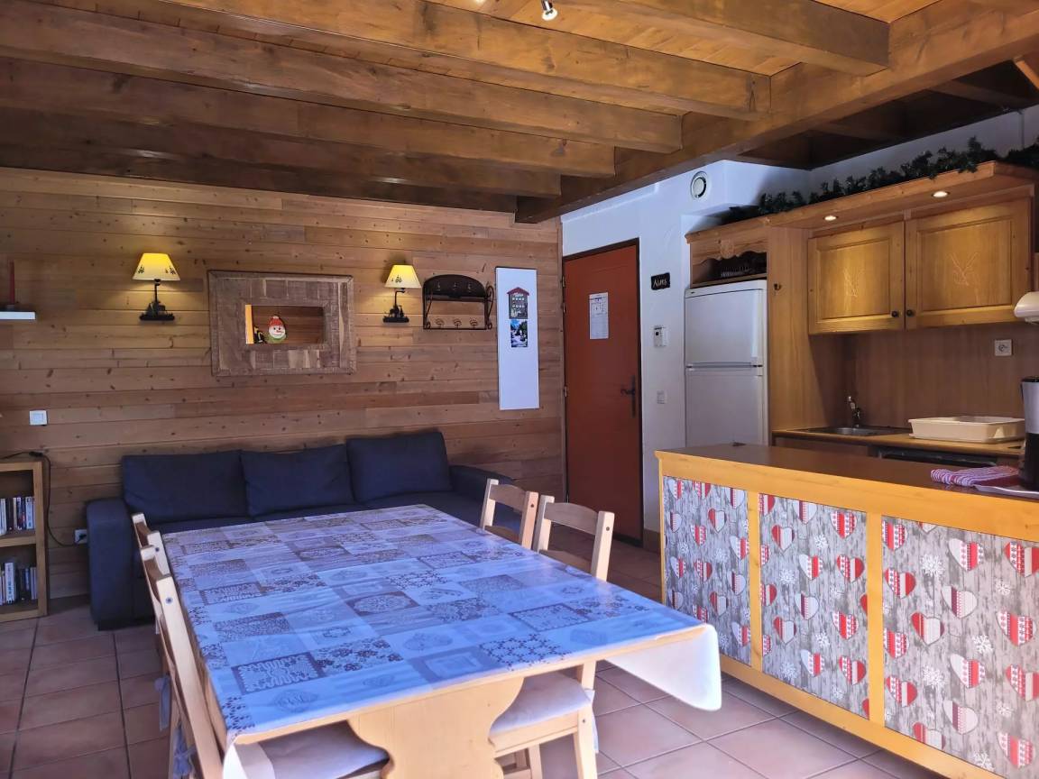 49 M² Chalet ∙ 2 Bedrooms ∙ 6 Guests - Pra-Loup