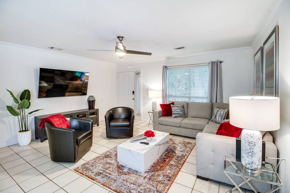 157 M² Apartamento ∙ 3 Habitaciones ∙ 8 Huéspedes - Richmond Hill, GA