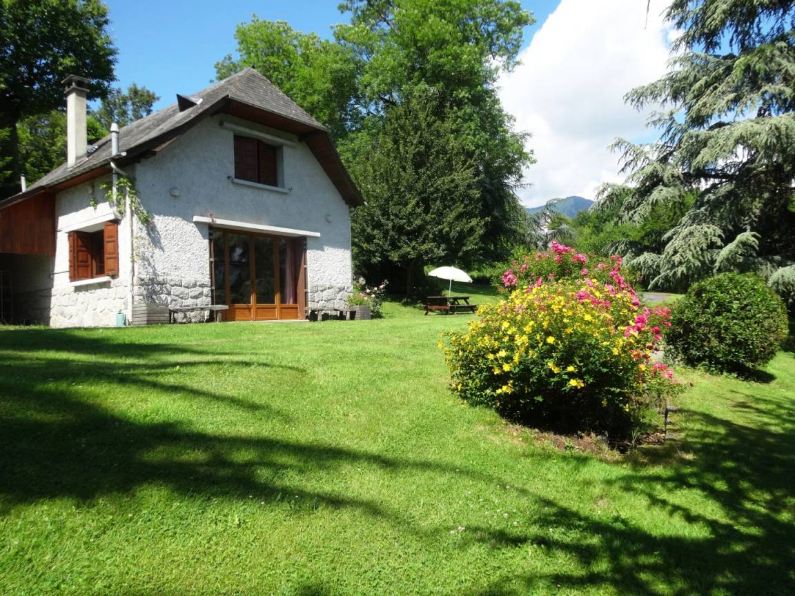 65 M² Chalet ∙ 2 Bedrooms ∙ 3 Guests - Argelès-Gazost