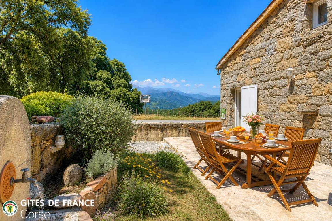 95 M² Gîte ∙ 3 Chambres ∙ 6 Personnes - Corse-du-Sud