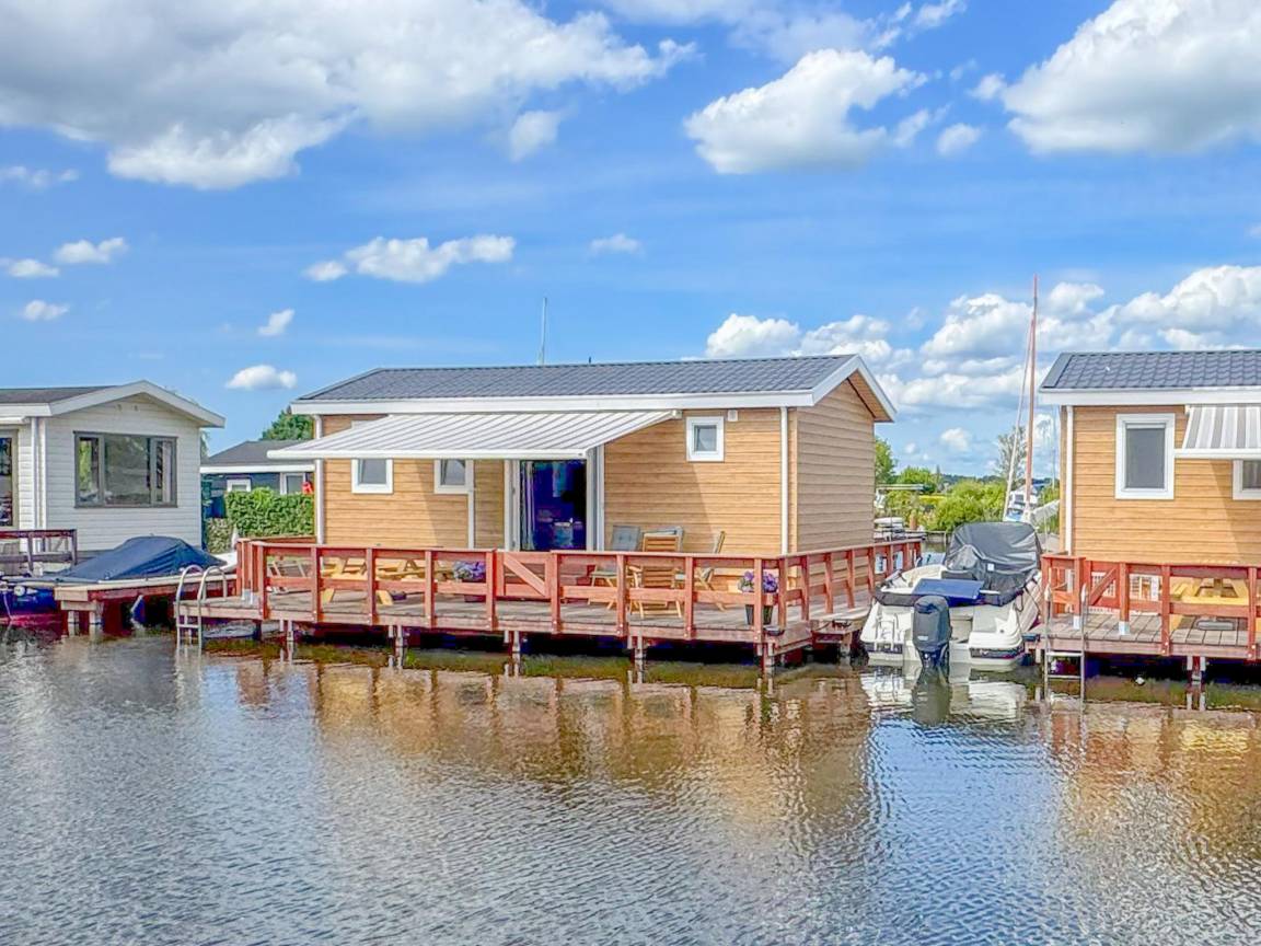 36 M² Houseboat ∙ 2 Bedrooms ∙ 4 Guests - Utrecht