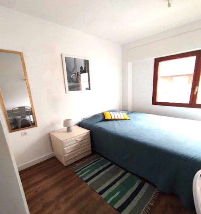 110 M² Private Room ∙ 1 Bedroom ∙ 1 Guest - Alicante