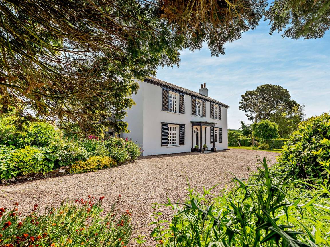 Cottage ∙ 6 Bedrooms ∙ 12 Guests - Instow