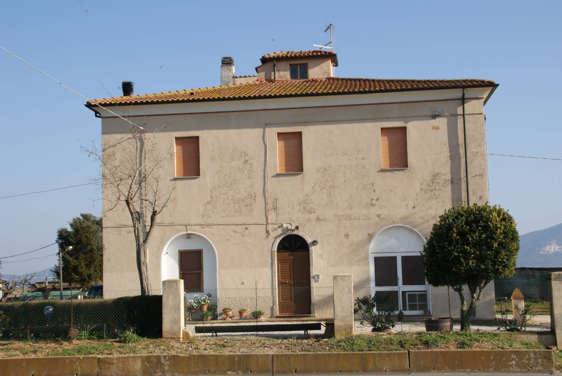 120 M² Apartment ∙ 3 Bedrooms ∙ 9 Guests - Follonica