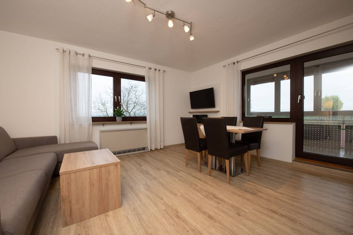 60 M² Ferienwohnung ∙ 1 Schlafzimmer ∙ 2 Gäste - Freiburg im Breisgau