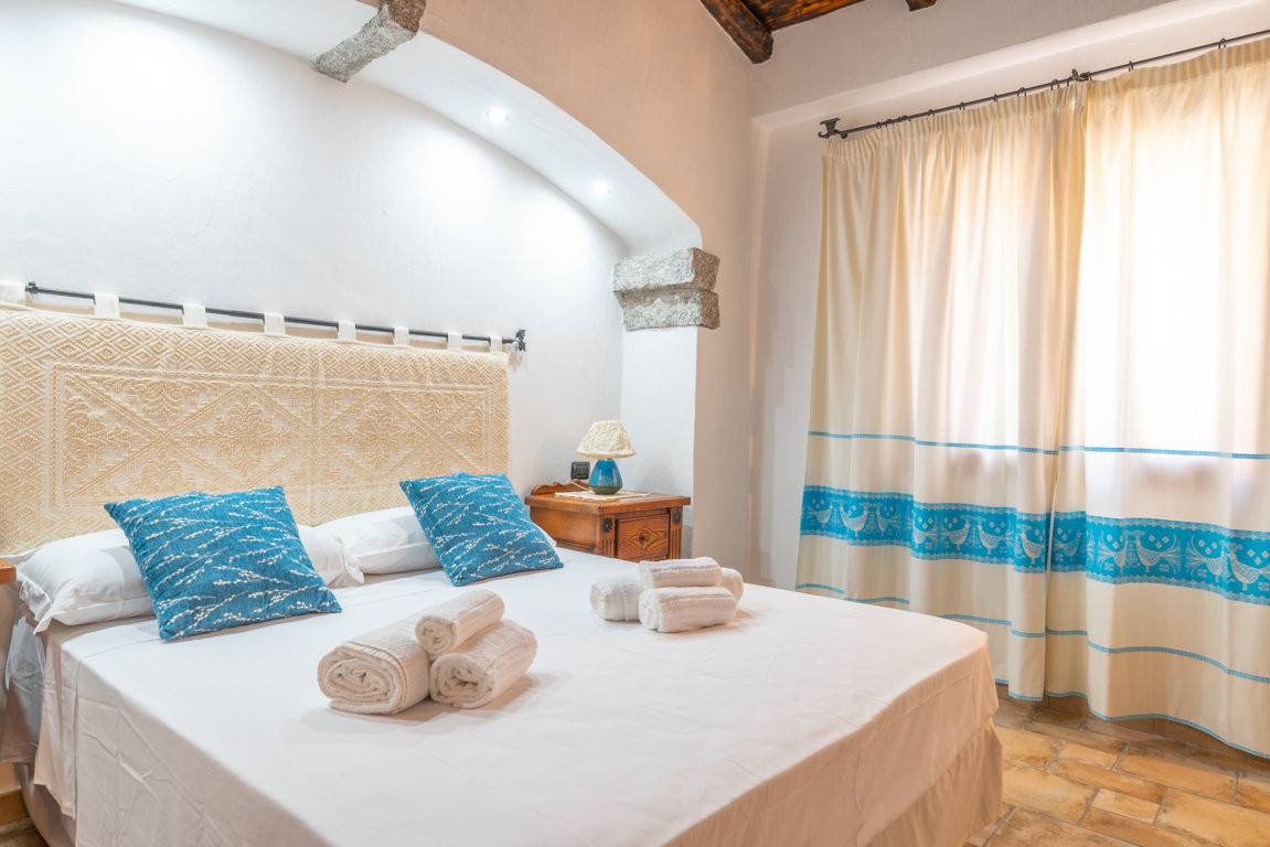 80 M² Apartamento ∙ 1 Habitación ∙ 4 Huéspedes - Olbia
