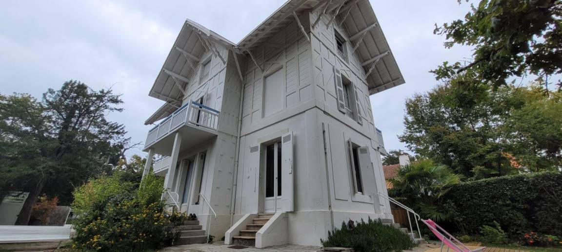 250 M² Maison De Vacances ∙ 6 Chambres ∙ 17 Personnes - Andernos-les-Bains