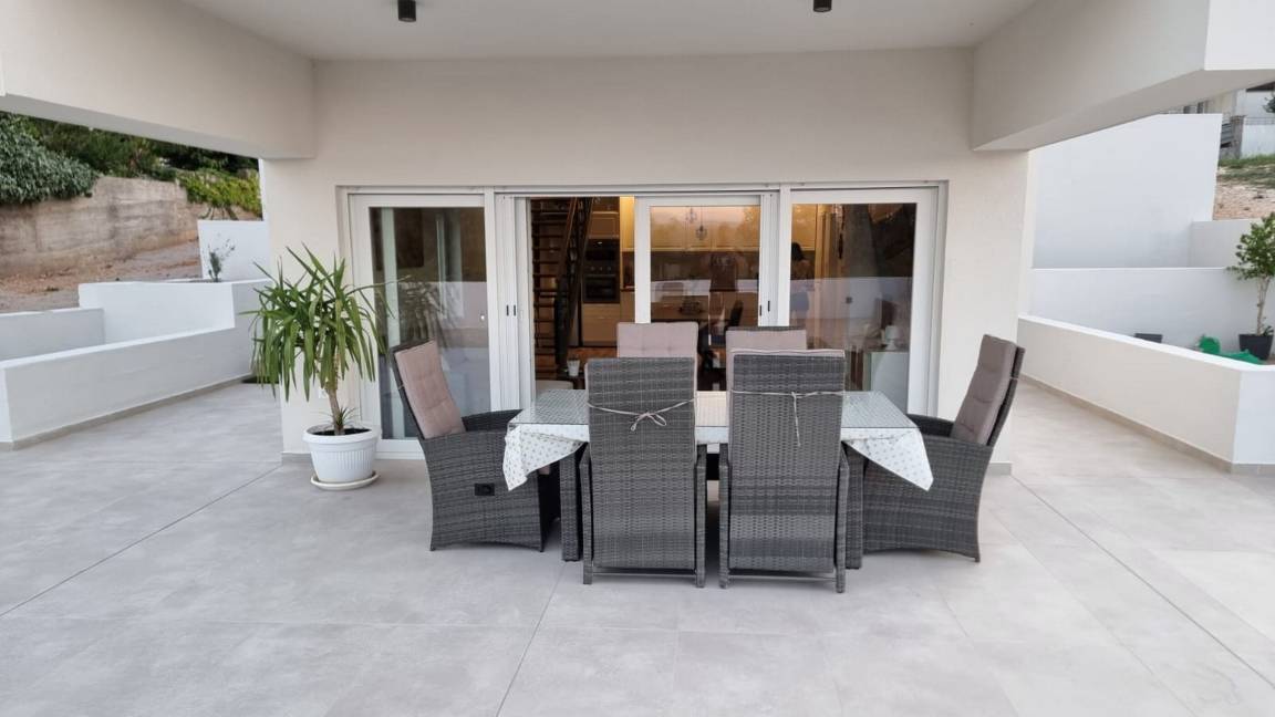 95 M² House ∙ 3 Bedrooms ∙ 5 Guests - Skradin
