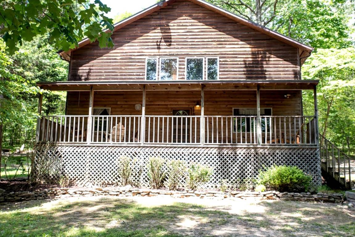 House ∙ 1 Bedroom ∙ 12 Guests - Jasper, AR