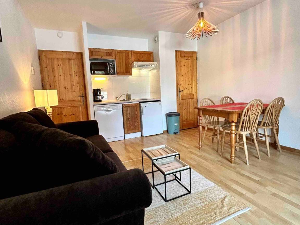 28 M² Studio Flat ∙ 1 Bedroom ∙ 4 Guests - Sixt-Fer-à-Cheval