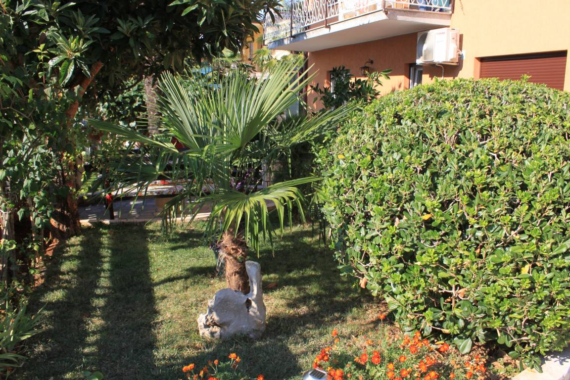 49 M² Apartment ∙ 2 Bedrooms ∙ 6 Guests - Umag