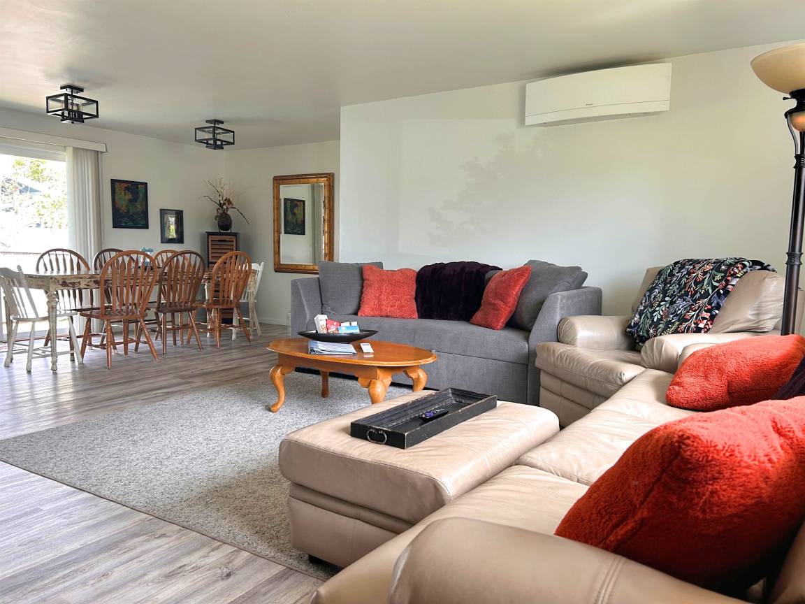 116 M² House ∙ 3 Bedrooms ∙ 9 Guests - Oregon