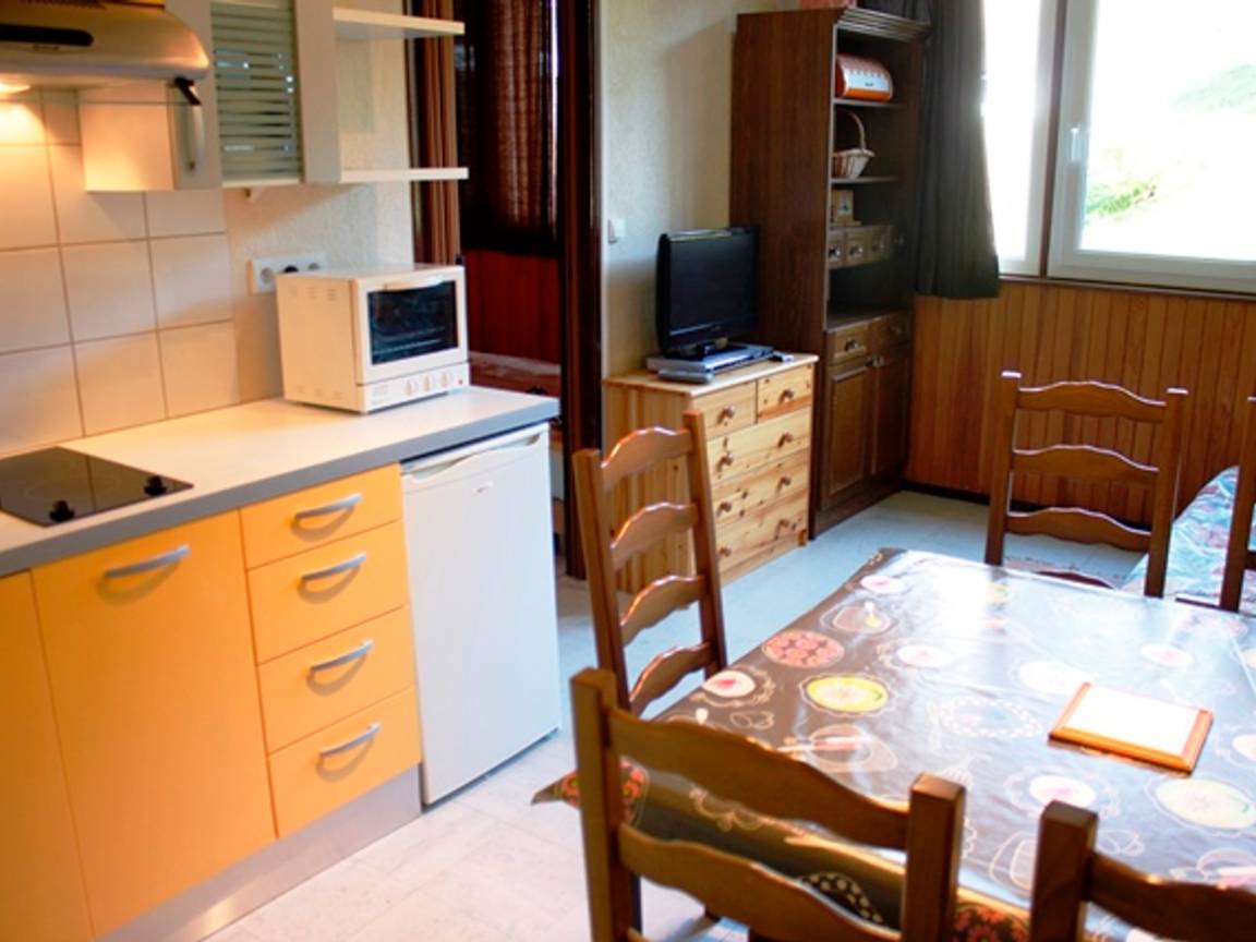 30 M² Appartement ∙ 1 Slaapkamer ∙ 5 Gasten - Murol