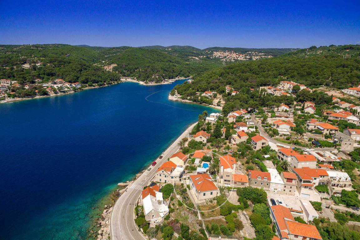 150 M² Villa ∙ 4 Chambres ∙ 10 Personnes - Hvar