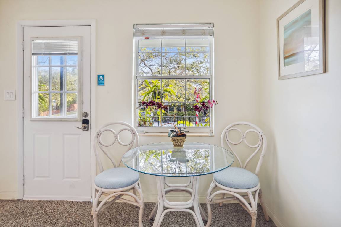 112 M² Condo ∙ 2 Bedrooms ∙ 8 Guests - Gulfport, FL