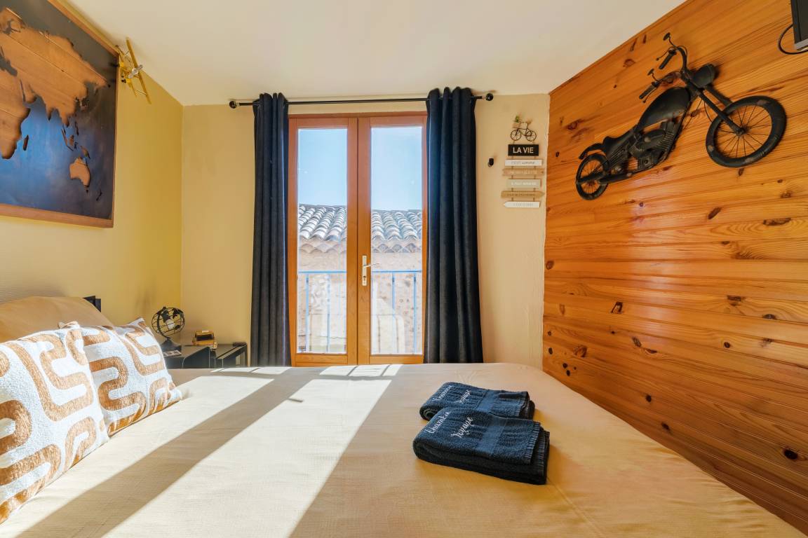 21 M² Chambre D'hôtes ∙ 1 Chambre ∙ 2 Personnes - Bauduen