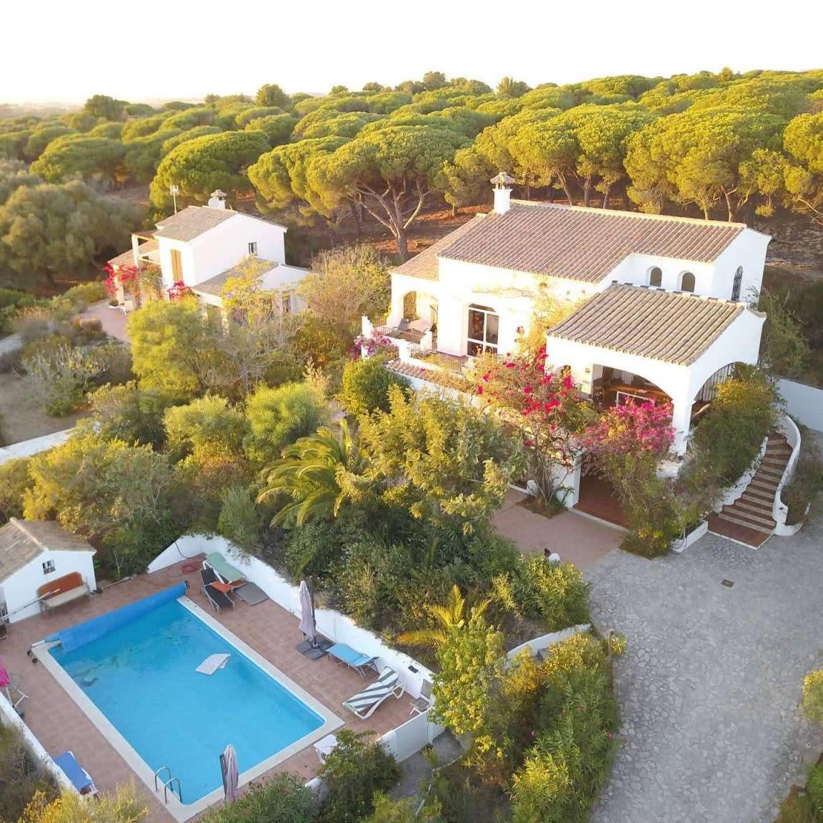 200 M² Ferienhaus ∙ 4 Schlafzimmer ∙ 8 Gäste - Los Caños de Meca