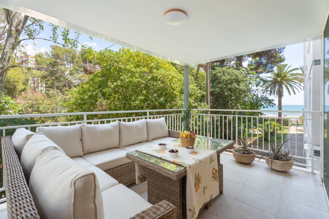 120 M² Apartamento ∙ 3 Habitaciones ∙ 6 Huéspedes - Castellón de la Plana