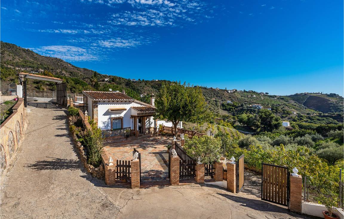 98 M² House ∙ 3 Bedrooms ∙ 6 Guests - Frigiliana