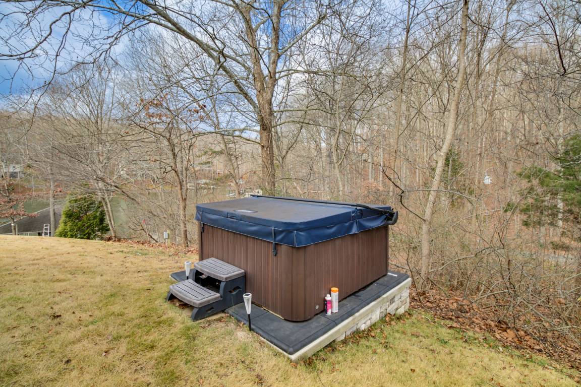 353 M² House ∙ 5 Bedrooms ∙ 14 Guests - Smith Mountain Lake, VA