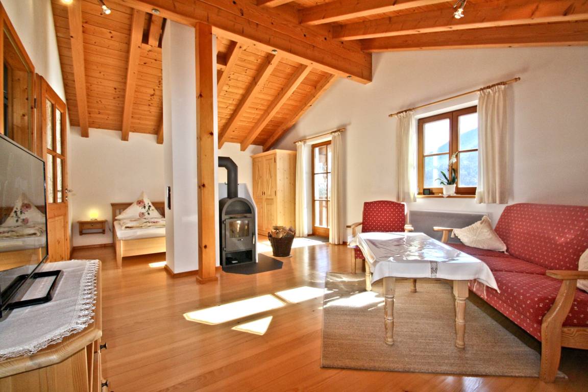 74 M² Apartamento ∙ 4 Huéspedes - Aschau im Chiemgau