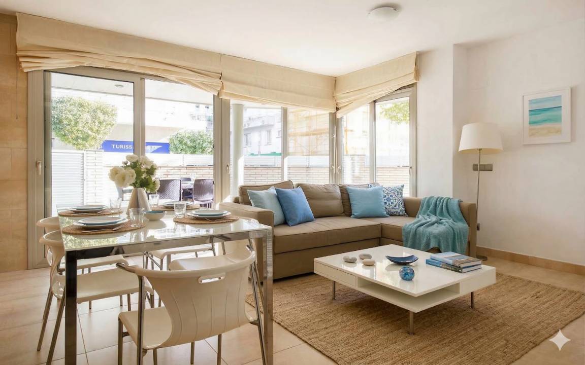 80 M² Apartamento ∙ 2 Habitaciones ∙ 6 Huéspedes - Tossa de Mar