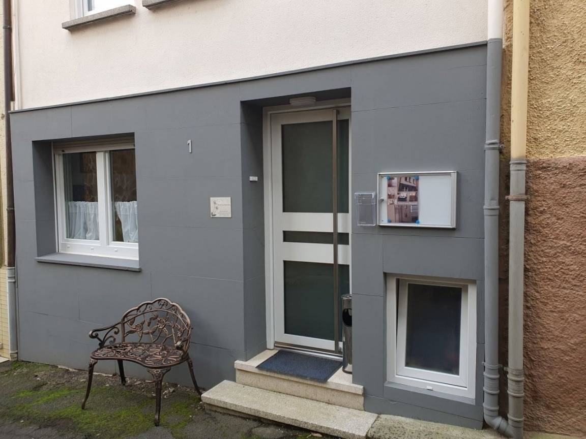 65 M² Ferienhaus ∙ 1 Schlafzimmer ∙ 4 Gäste - Bullay