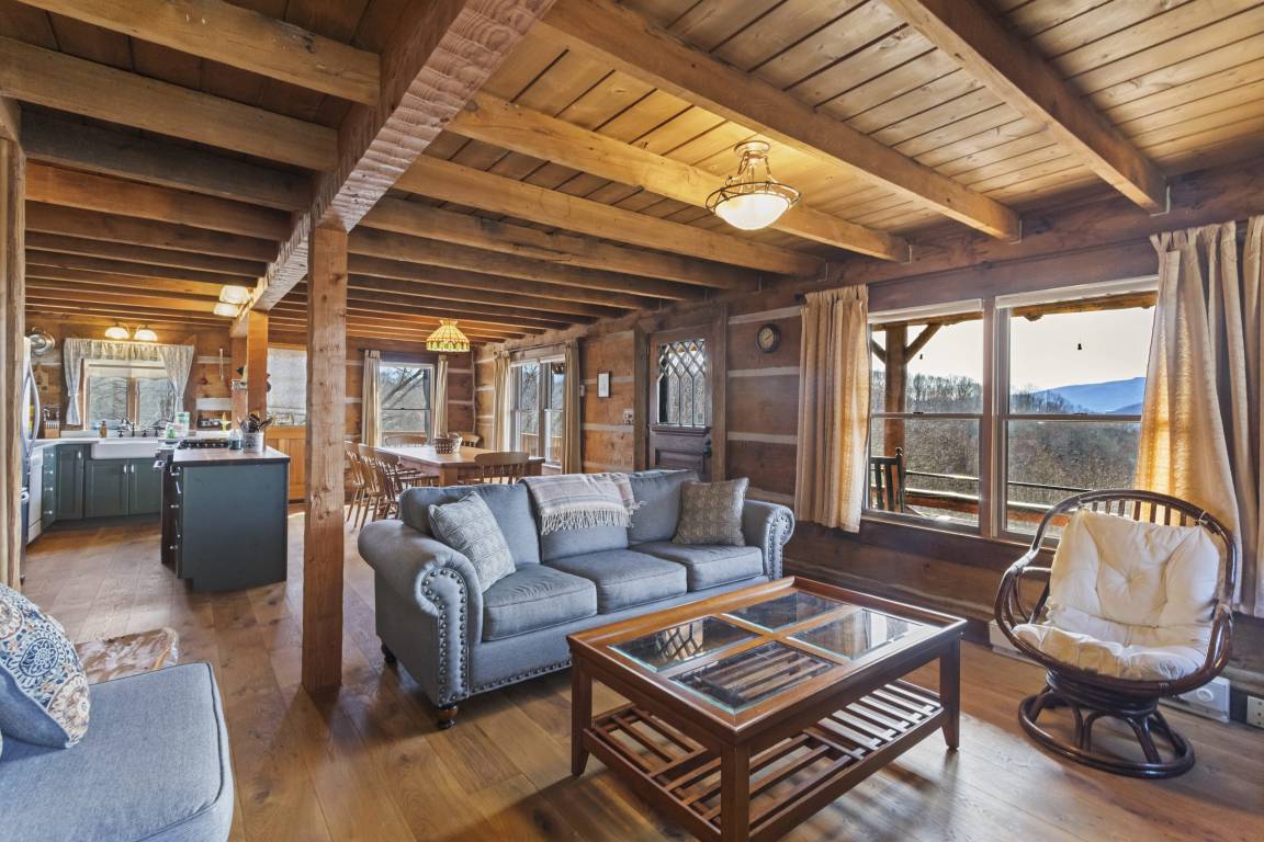 156 M² Cabaña ∙ 3 Habitaciones ∙ 6 Huéspedes - Boone