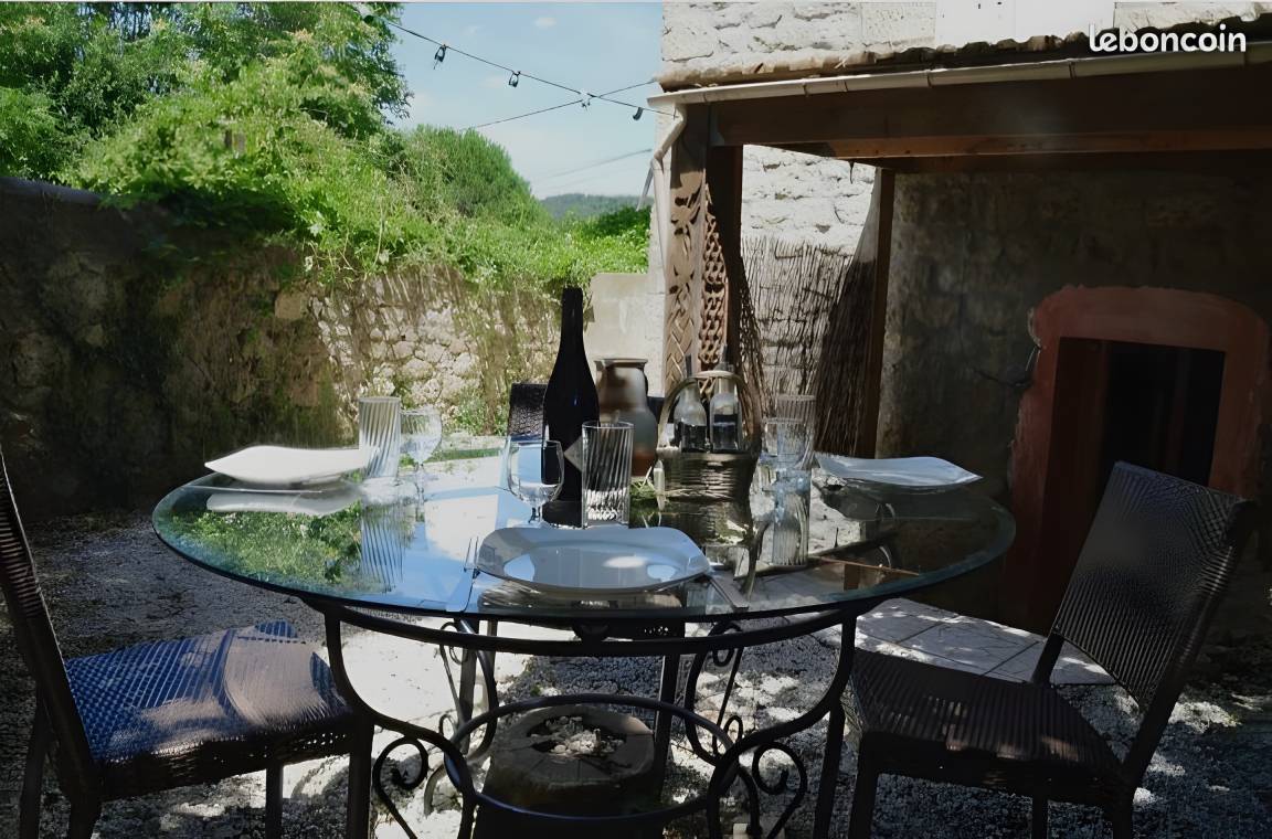 37 M² Appartement ∙ 1 Chambre ∙ 4 Personnes - Aubenas