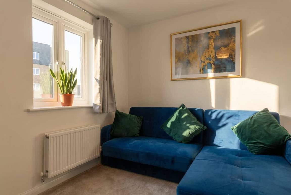 121 M² House ∙ 4 Bedrooms ∙ 7 Guests - Yeovil