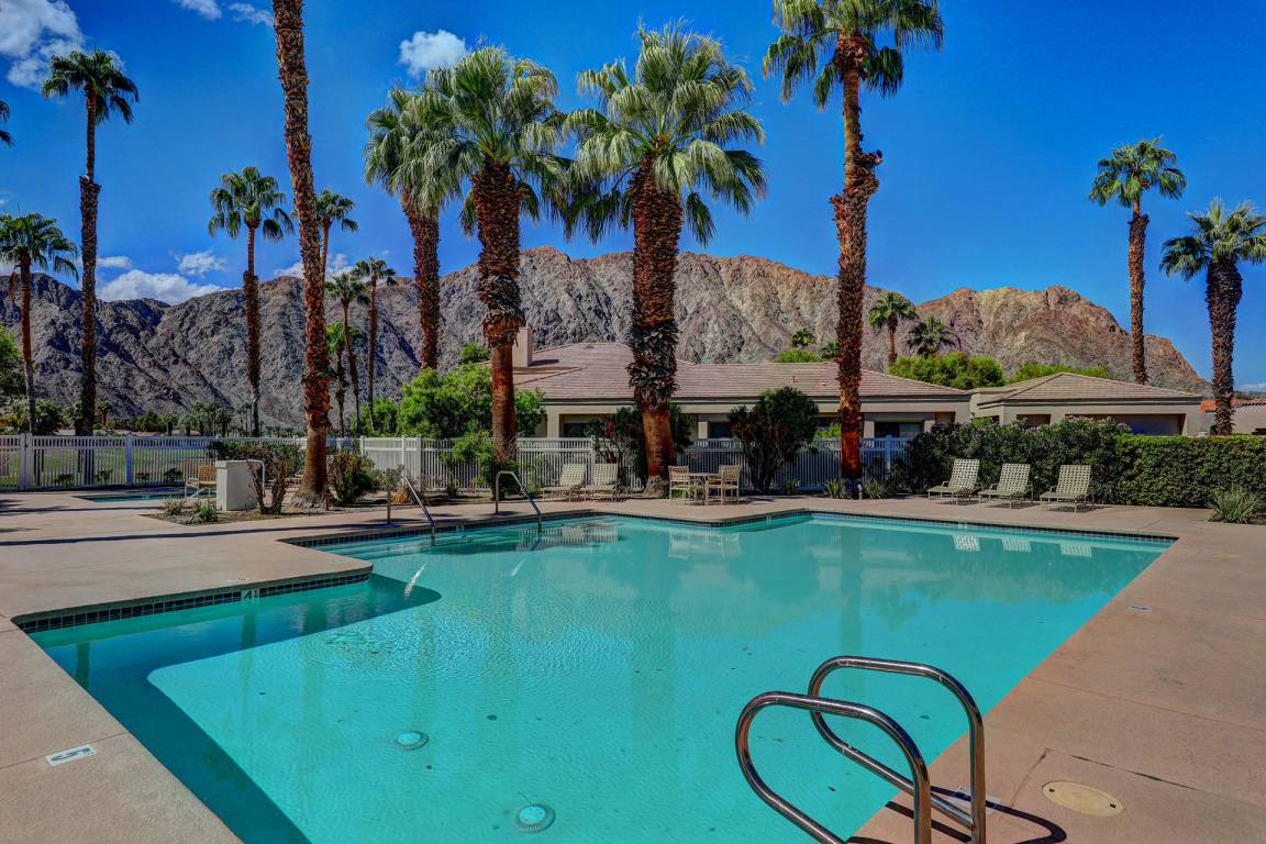 178 M² House ∙ 3 Bedrooms ∙ 6 Guests - La Quinta, CA