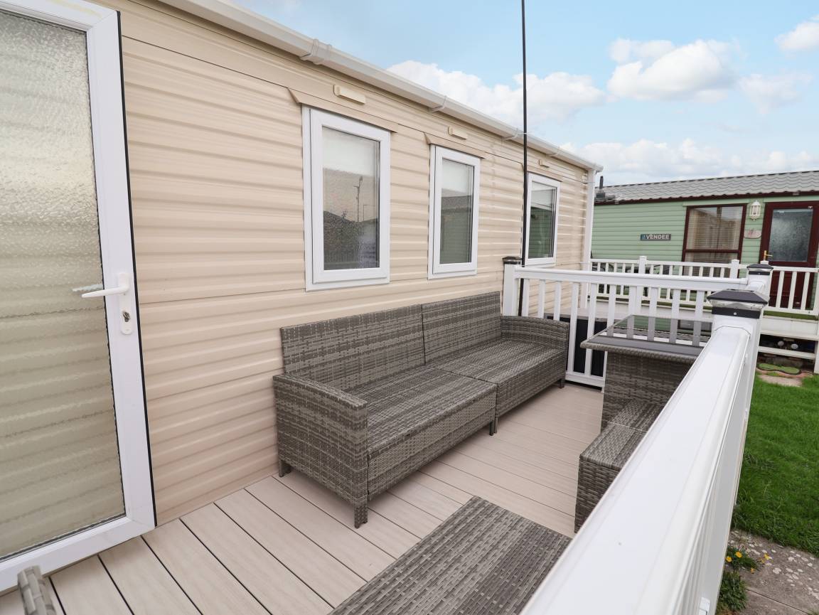 Cottage ∙ 3 Bedrooms ∙ 6 Guests - Towyn