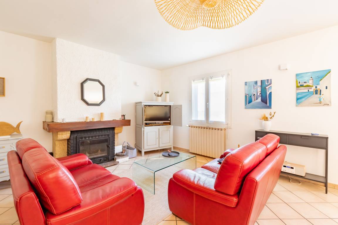85 M² Huis ∙ 2 Slaapkamers ∙ 4 Gasten - Quillan