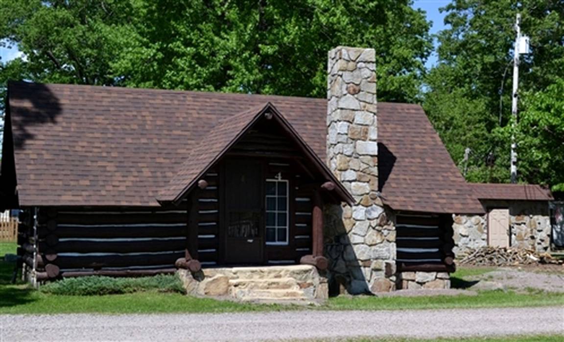 House ∙ 2 Bedrooms ∙ 6 Guests - Farmington, PA