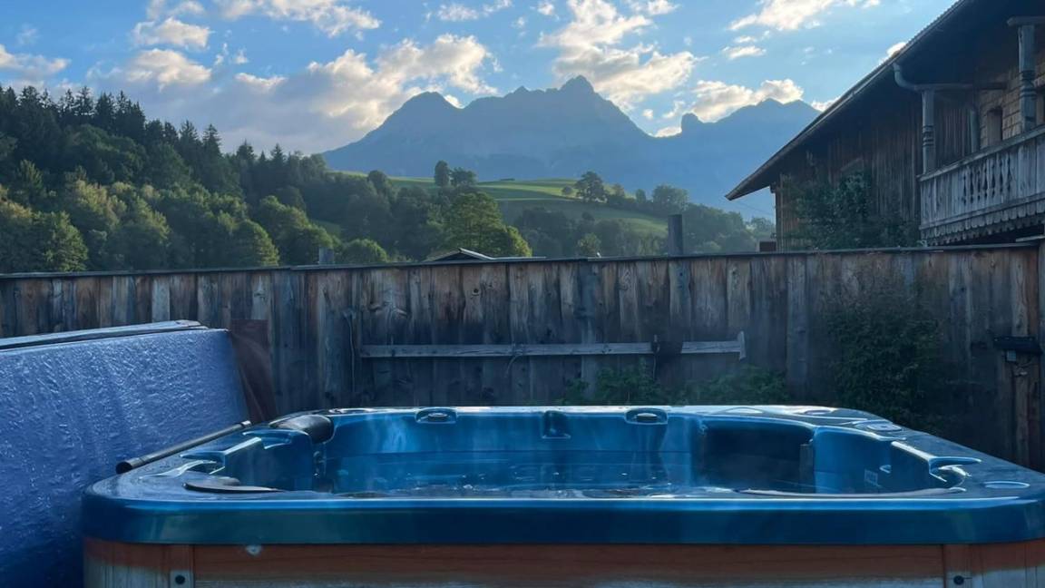 90 M² Ferienwohnung ∙ 4 Schlafzimmer ∙ 9 Gäste - Saalfelden am Steinernen Meer