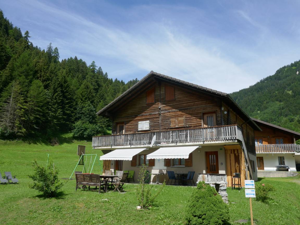 59 M² Ferienwohnung ∙ 2 Schlafzimmer ∙ 4 Gäste - Olivone