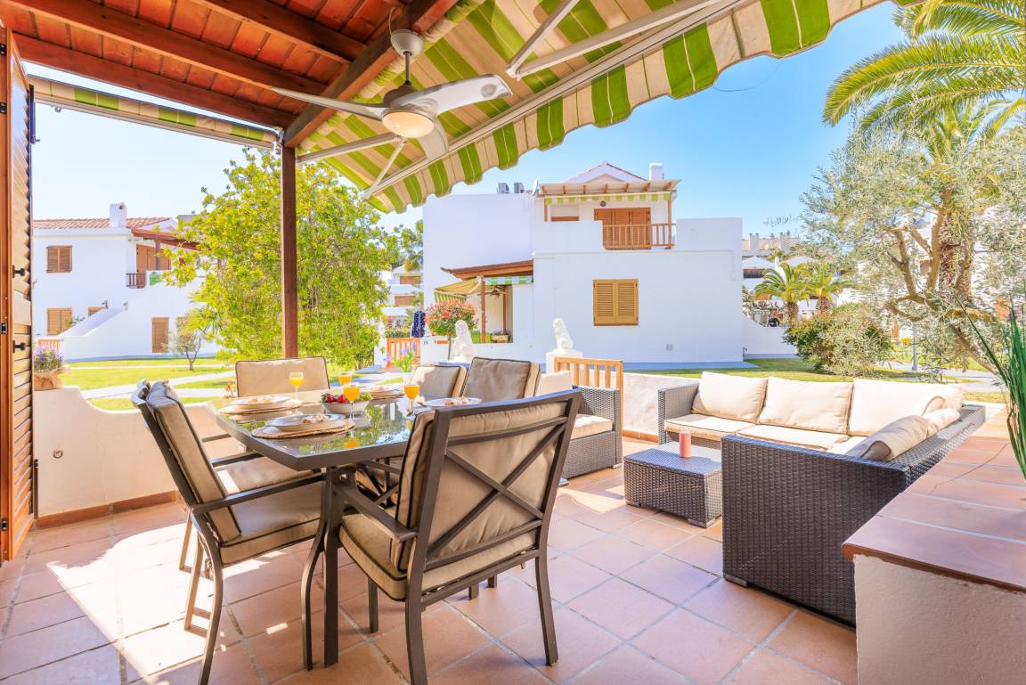 60 M² Apartamento ∙ 3 Habitaciones ∙ 6 Huéspedes - La Pineda