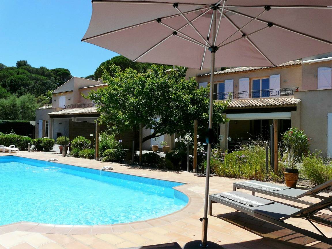 100 M² Ferienwohnung ∙ 3 Schlafzimmer ∙ 6 Gäste - Ramatuelle