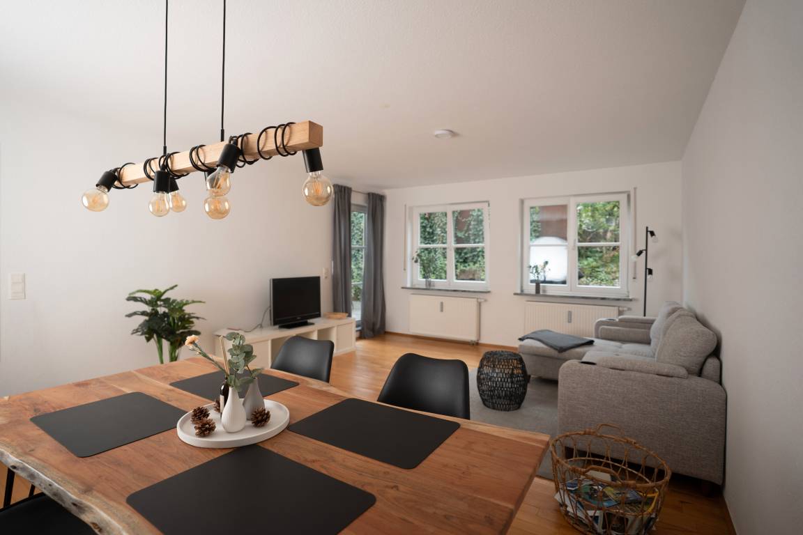 65 M² Apartment ∙ 1 Bedroom ∙ 4 Guests - Friedrichshafen