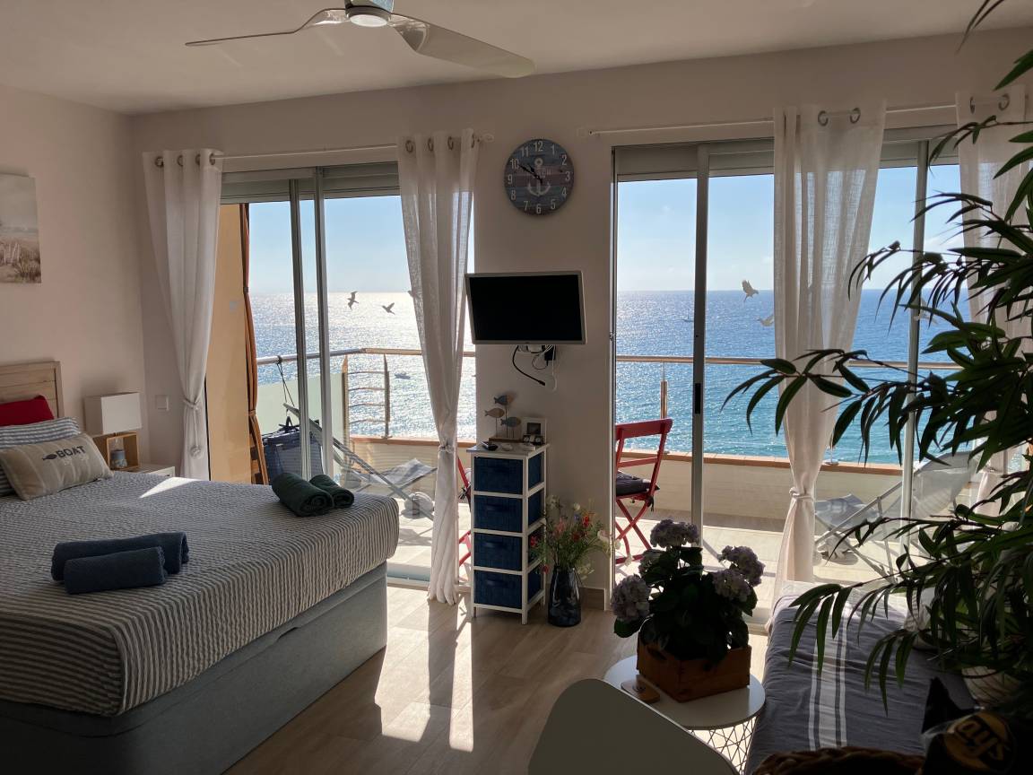40 M² Studio Flat ∙ 2 Guests - Palamós