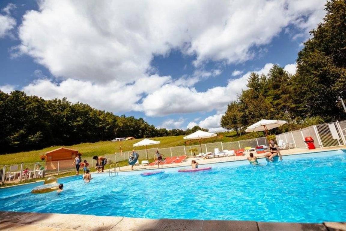 40 M² Camping ∙ 3 Chambres ∙ 6 Personnes - Nontron