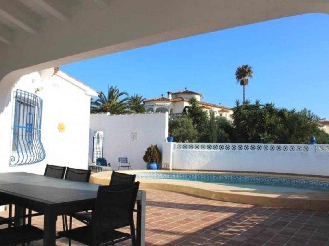 130 M² Villa ∙ 4 Chambres ∙ 8 Personnes - Dénia