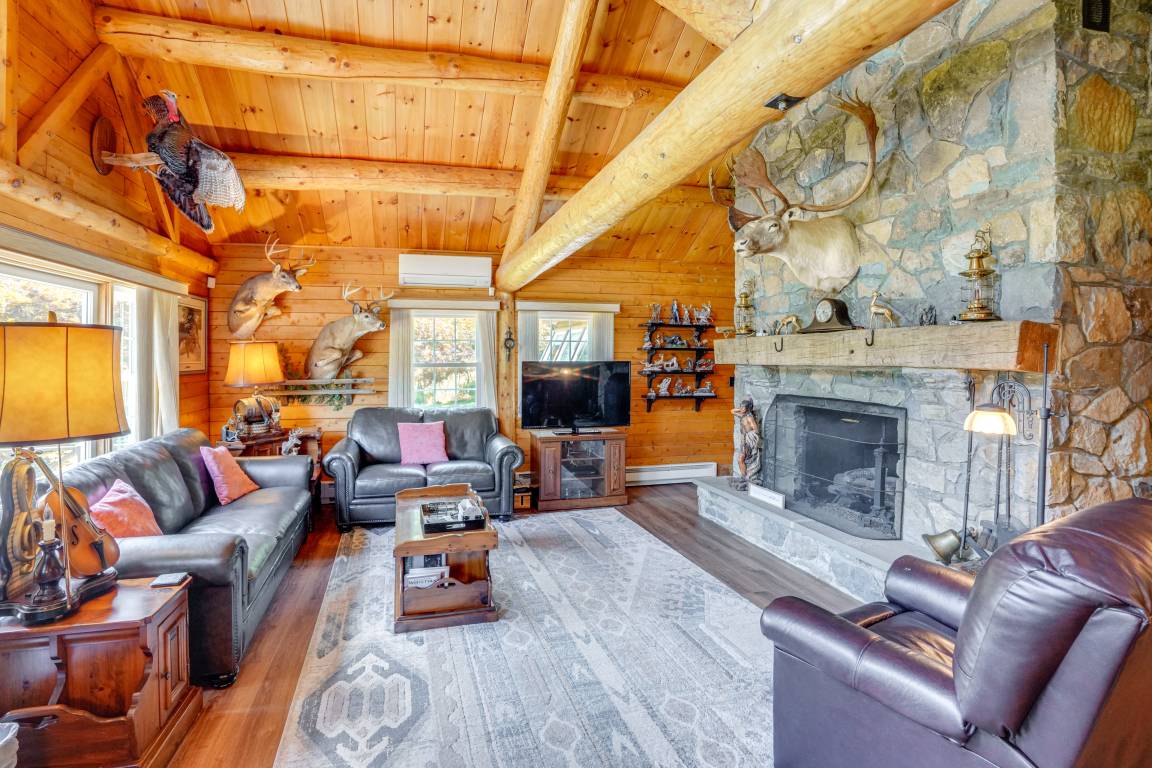 232 M² House ∙ 3 Bedrooms ∙ 12 Guests - Great Barrington, MA